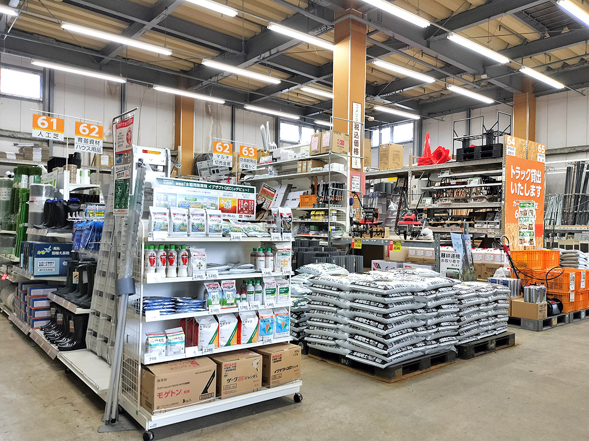 j-rakuda on Twitter: "国道8号線沿いコメリH＆G北長岡店。北長岡パルスショッピングセンターの核店舗として営業。周辺は原信川崎店などロードサイド店が連なる一帯で国道を挟んで ...