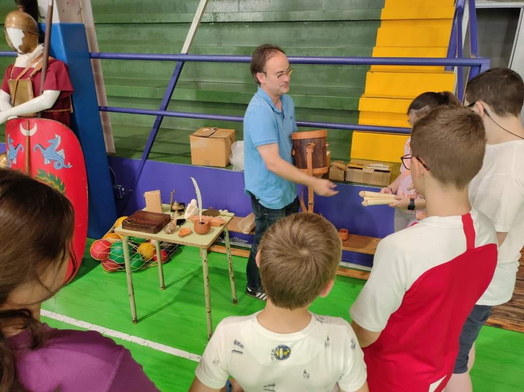 microbiotacosmica on Twitter: "RT @HispaniaRomana: El jueves y viernes de la semana pasada ...