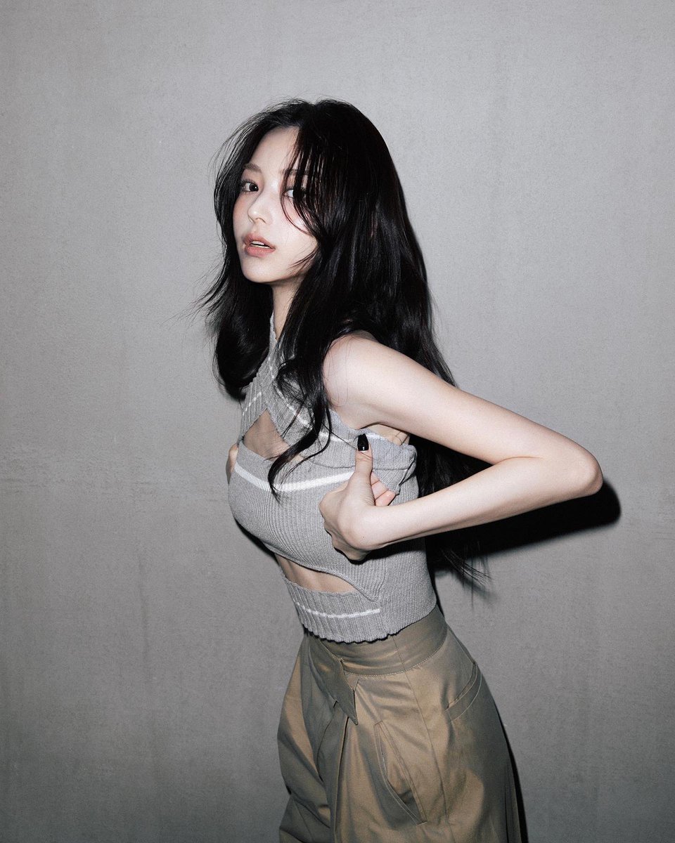 aya on Twitter: "episodeⅤ🧡🤍🩶"