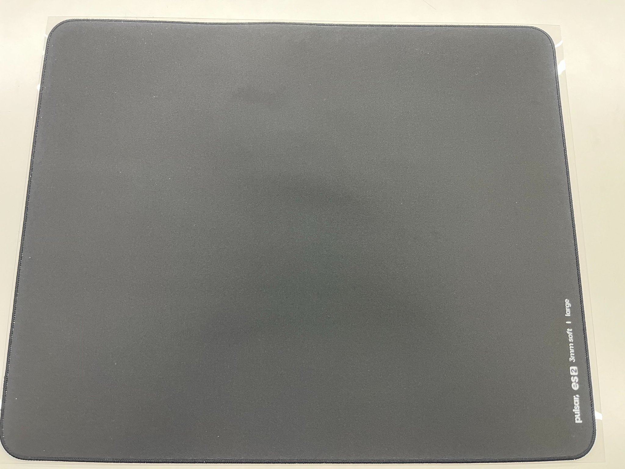 ツクモ日本橋店 on Twitter: "【日本橋店3F】 #Pulsar ES2 Mouse Padのサンプル展開を開始しております。 また、ES2が追加された性能表も置いております ...