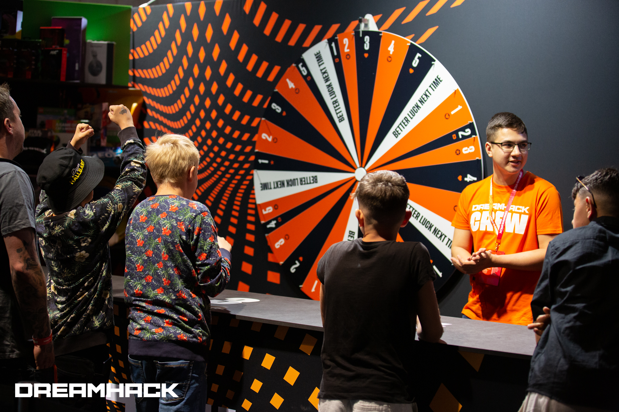 DreamHack on Twitter: "Experience the festival. Get DreamHack coins. Spin, spin, spin to win! # ...