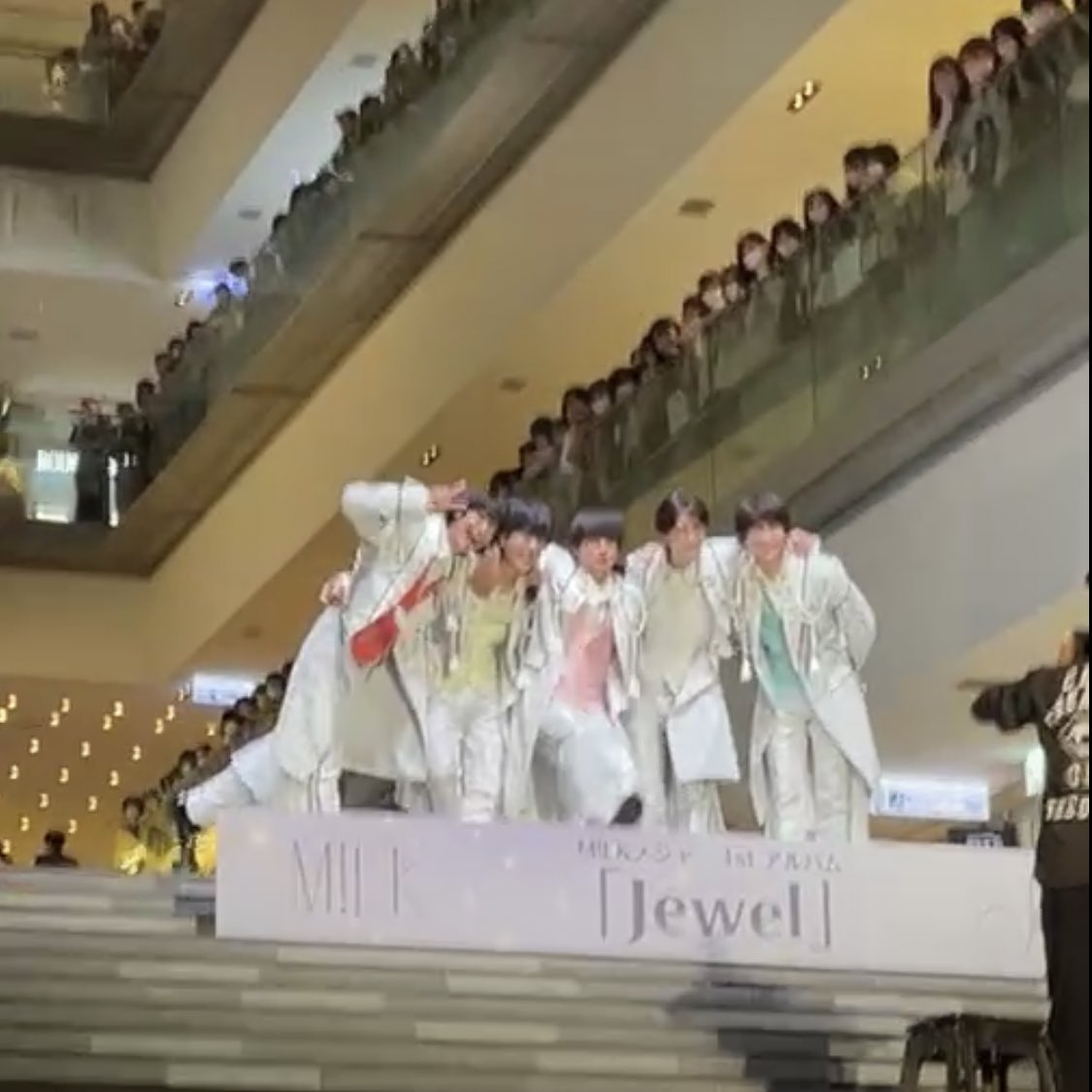 M!LK Indonesia on Twitter: "M!LK Major 1st Album 'Jewel' Release Event #MILK #MILKジュエル ...