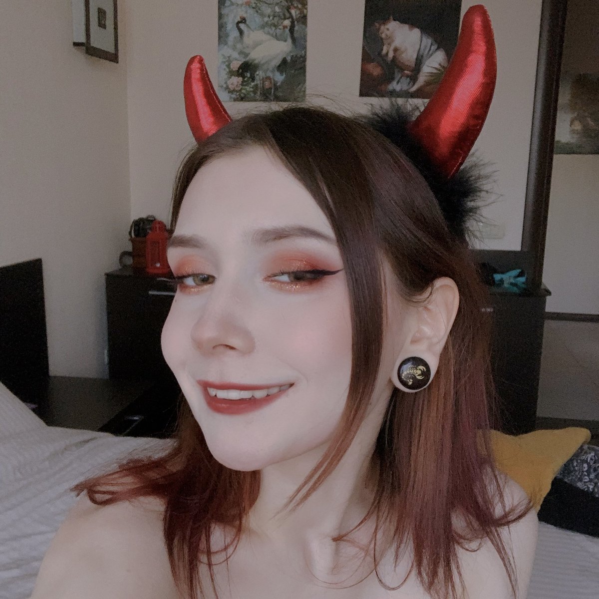 килри 🍰 on Twitter: "Me and the Devil walking side by side"