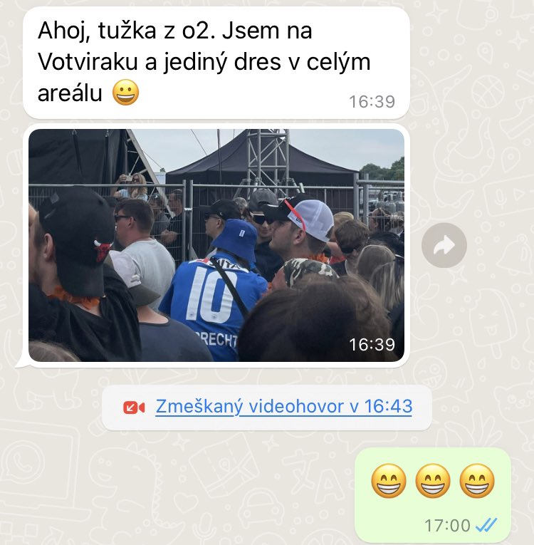 zdenek folprecht on Twitter: "Píše mi kolega z O2tv, že na Votvíráku maj lidi dobrej vkus 😅😅 ...