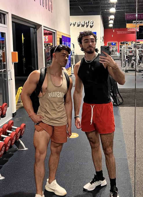 TW Pornstars - Daniel Osgood 🇺🇸🇭🇳. Pictures and videos from Twitter.