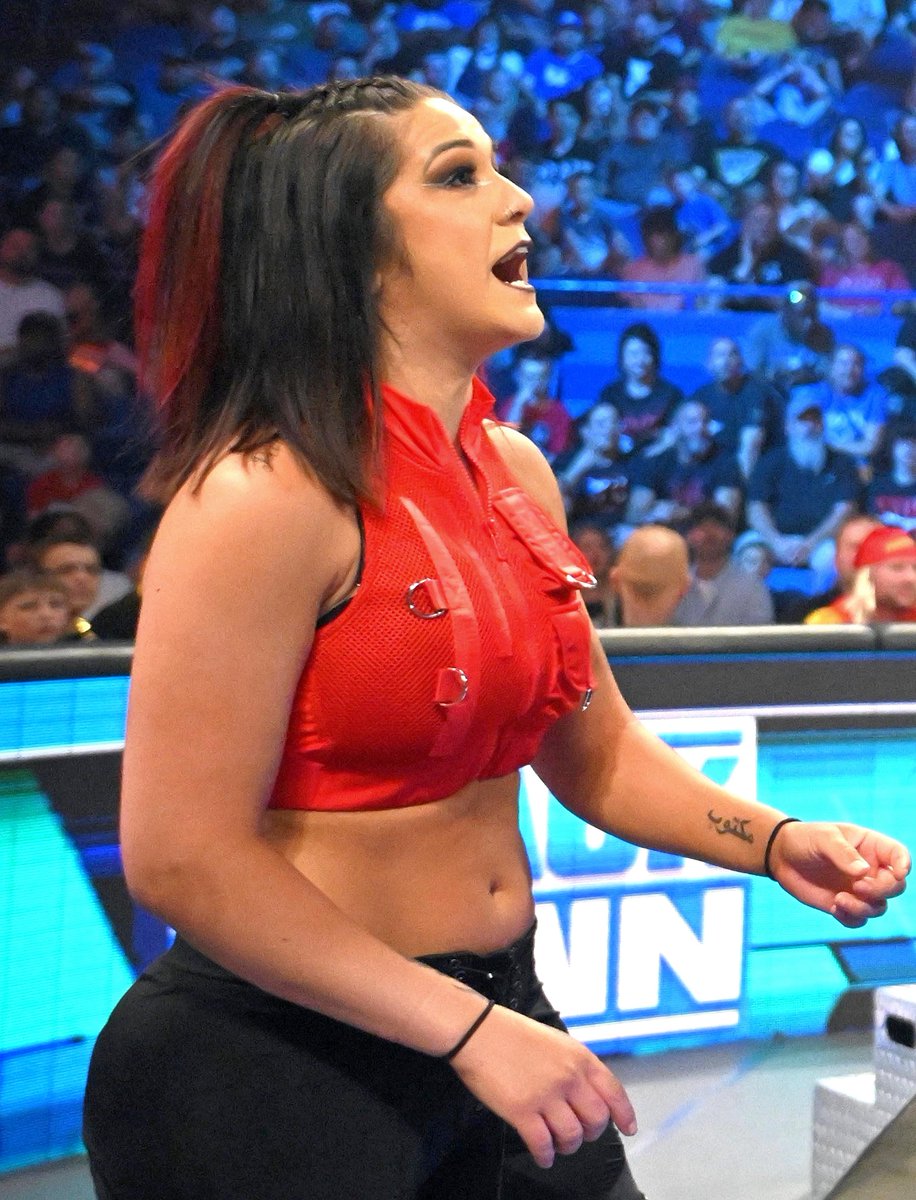 Jerk To Divas On Twitter Bayleys Tummy Is So Damn Sexy