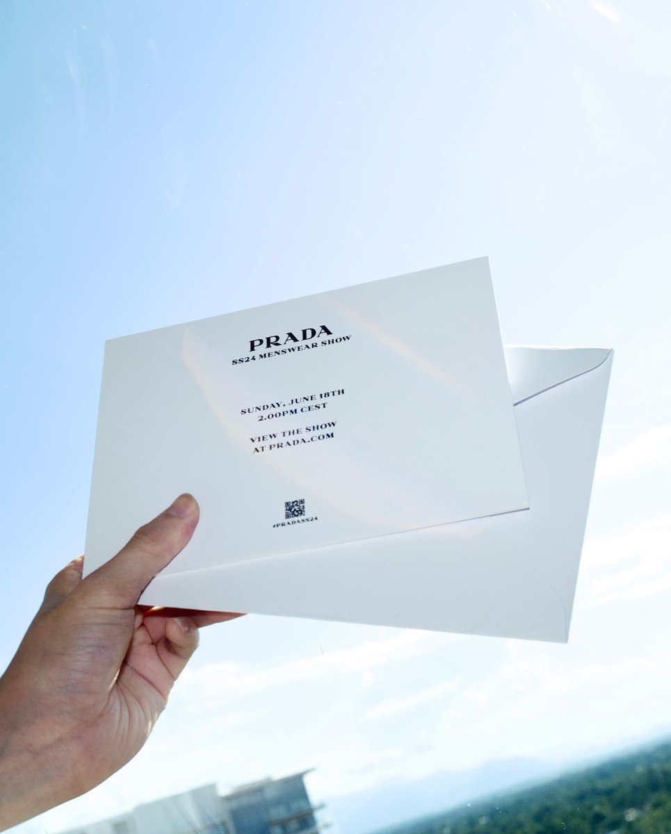 PhotoM 🐈 on Twitter: "j.jackr Verified Join me to watch @.prada #PradaSS24 Menswear show today ...