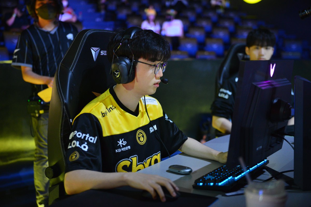 Shadow Corporation (eSports Agency, Valorant Team) on Twitter: "#burdol #Kael #Shadowcorp"