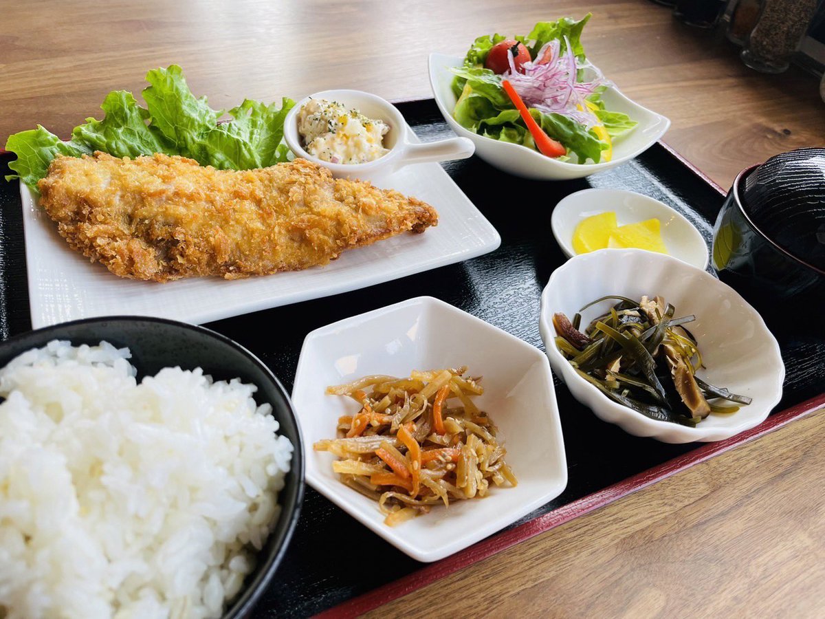 ☀️オホーツク情報局🎆 on Twitter: "RT @Robata_Akari: 数量限定網走産ホッケフライ定食！ 鮮度抜群のホッケを 贅沢に揚げちゃいました！ 中はふわっと、衣はザクザク ...