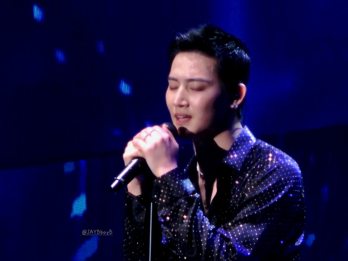 SnackNok_Be Yourself on Twitter: "RT @JAYBboyB: ชอบมองแจบอมร้องเพลง เค้าจะมีอินเนอร์ทุกเพลงเสมอ ...