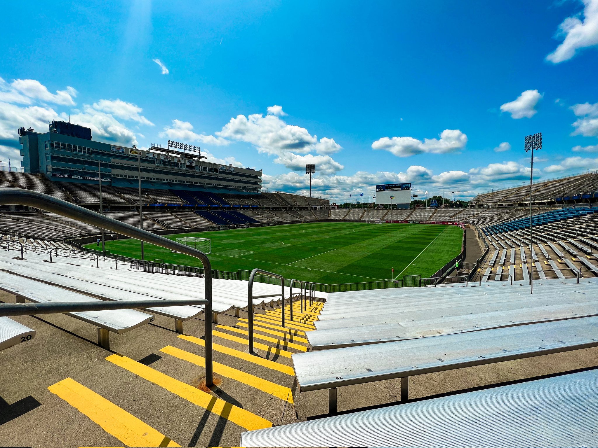 Rentschler Field Logo