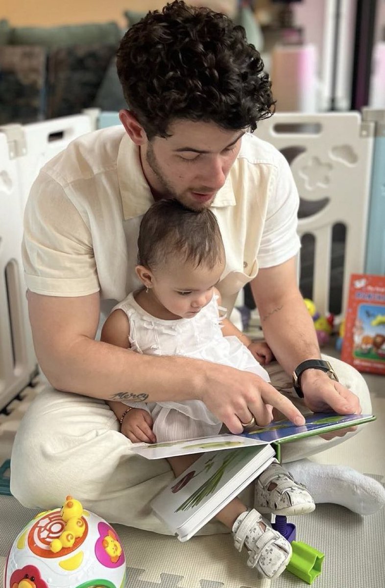 yaz on Twitter: "look they’re both learning how to enunciate