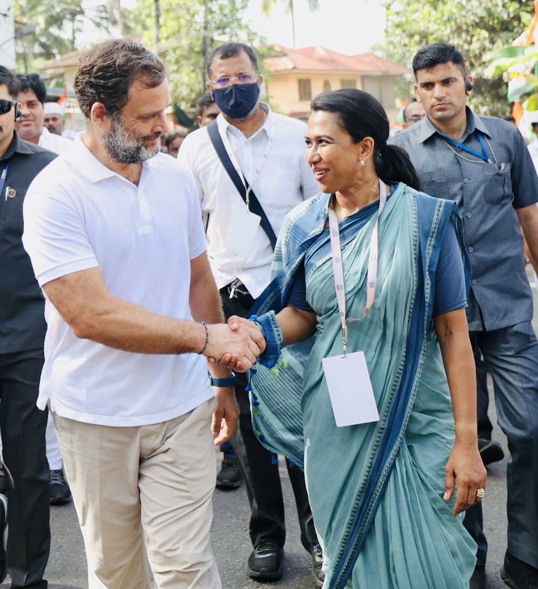 Srimaan Ramachandra Raja on Twitter: "RT @drshamamohd: Walking besides him during Bharat Jodo ...