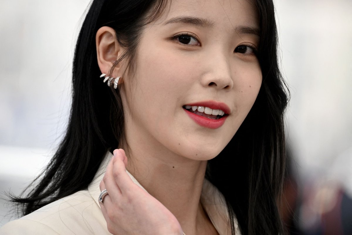 明星生图@皮皮瞎 on Twitter: "#李知恩 #IU #KoreanGirls"