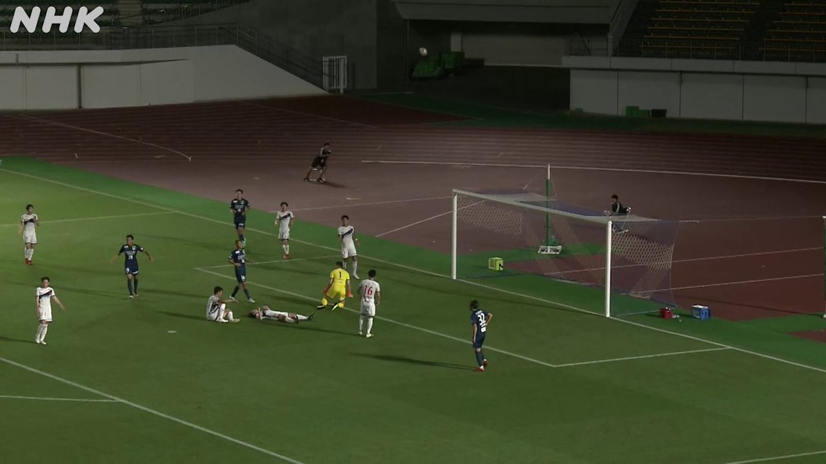 NHK徳島放送局 on Twitter: "【前半33分ころ】 27櫻井選手 シュート 天皇杯 徳島ヴォルティス 🔵 🟢 VS いわきFC 徳島0ー0いわき https://www3.nhk ...