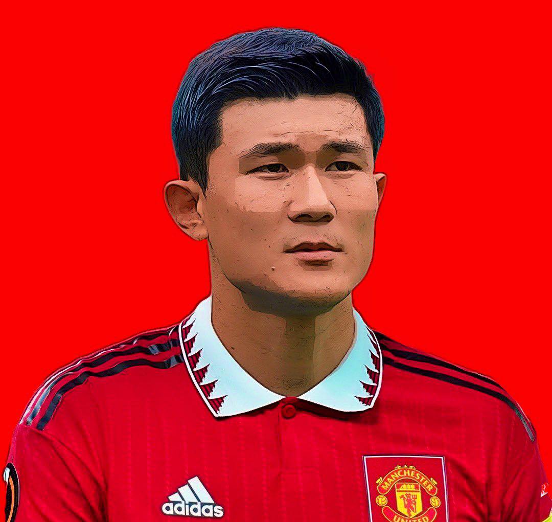 Manchester United Forever on Twitter: "🚨TRANSFER NEWS: Kim Min-Jae move to Old Trafford is ...