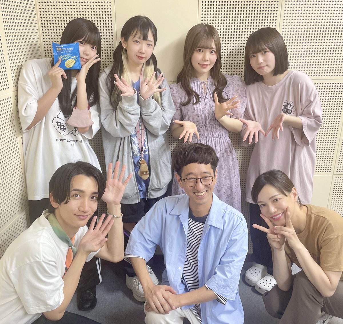ボンざわーるど🐙吉本新喜劇🐙 On Twitter 良いお天気でradio日和! Kbsナリふりラジオ収録。 昨日思いついた新コーナー『アイドルいろはカルタ』が面白企画になりました🤣 Mc