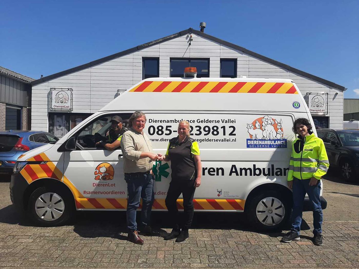 Stichting DierenLot on Twitter: Stichting DierenLot on Twitter: