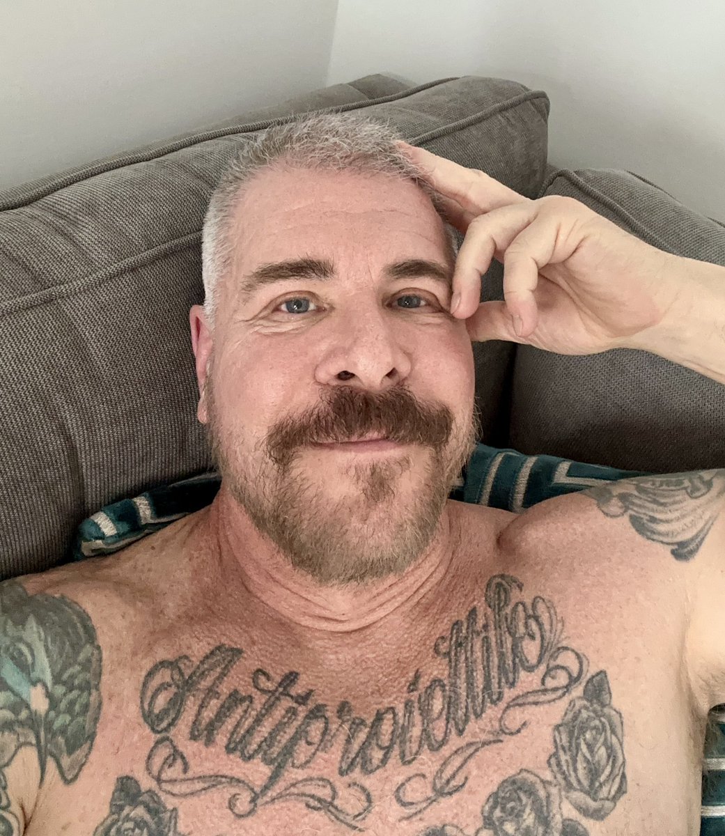 ROCCO on Twitter: "Who likes a grey-haired daddy?"