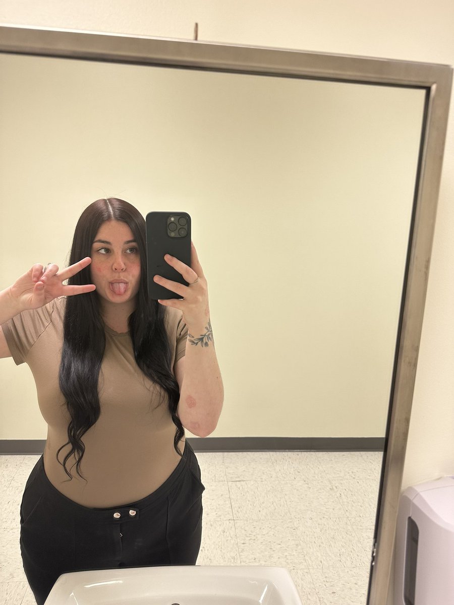 Sandy on Twitter: "it is Wednesday my dudes"