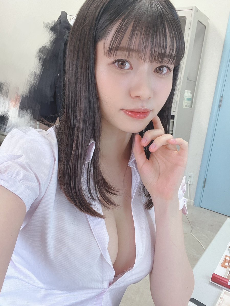 浜辺栞帆(はまべかほ) On Twitter おはようございます🐹💗 きな粉餅の砂糖役の夢をみましたノ`∨´ヾつきたてのお餅たべたい😳 今日もわくわく、いってらっしゃい🌈