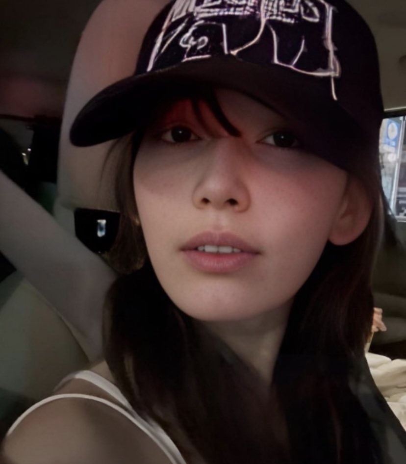 Le Sserafim Pics On Twitter Sakura Such A Woman Attractor