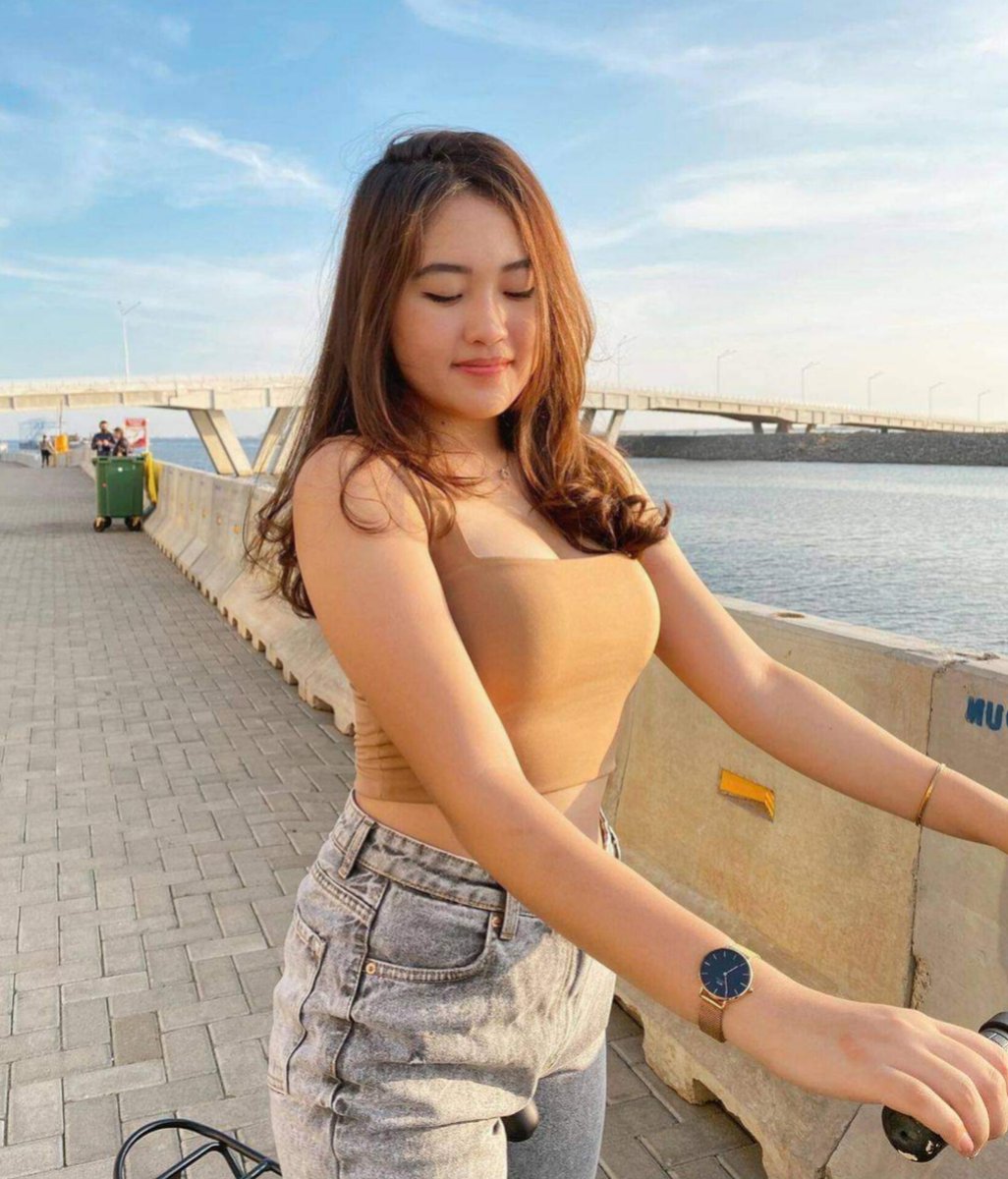 Hijaber H+ on Twitter: "Jembatan melengkung nampak indah tapi lekukan tubuh tak cuma indah tapi ...