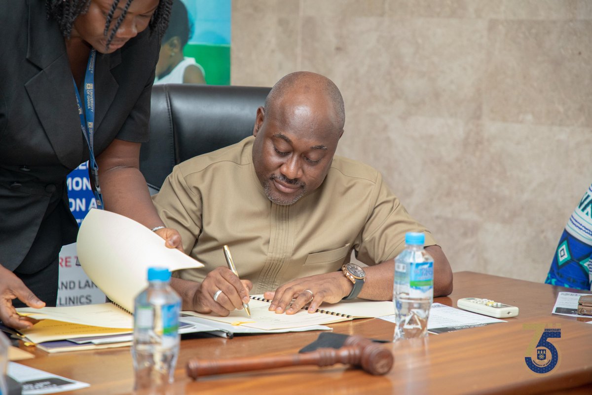 University of Ghana on Twitter: "Prof. @gordon_awandare, @provcasaug and Prof. Samuel Sarpong ...