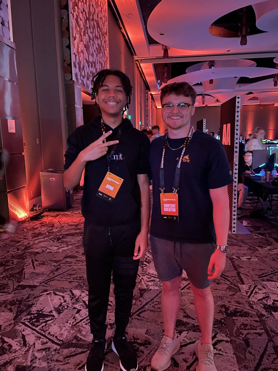 Moon Grifs on Twitter: "Met so many amazing people at DreamHack Dallas. If we talked, thank you ...