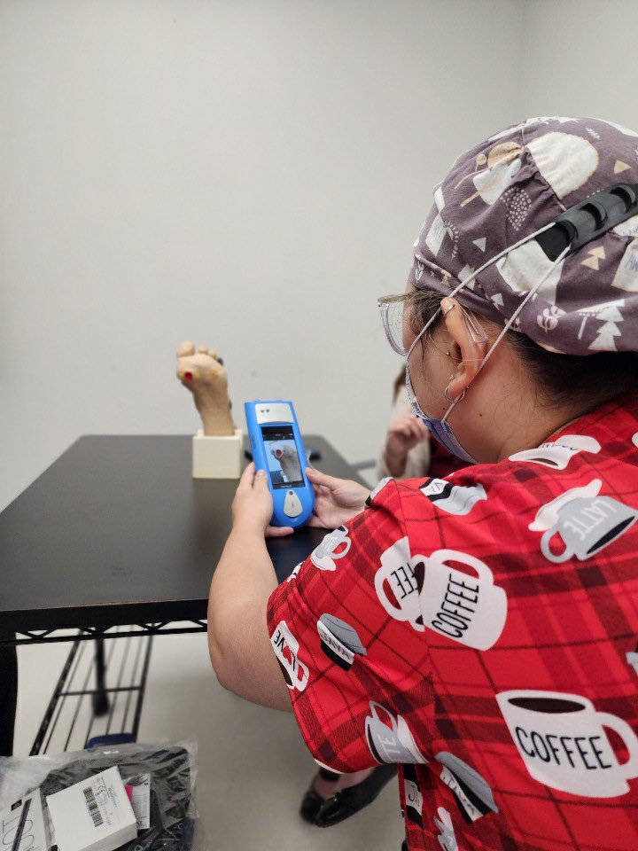 MolecuLight Inc | Advanced Wound Care Solutions