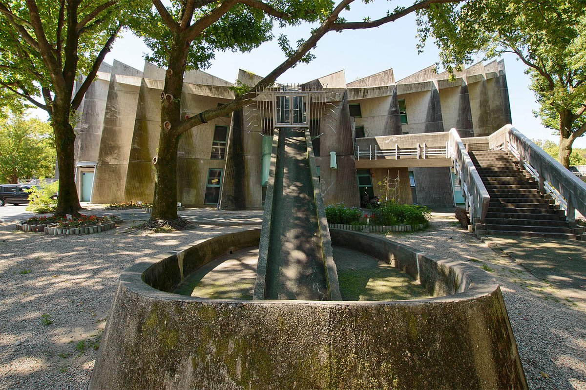 やまもと on Twitter: "RT @take_all_a: No. 271 佐賀県体育館 / 市村記念体育館（坂倉準三、1963・S38、佐賀市） 体育館としての役割は終了し、別の文化 ...