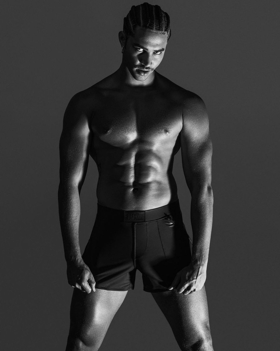 Hot Dudes Good Mood 🇺🇦 on Twitter: "Stephen by Blake Ballard 📸"