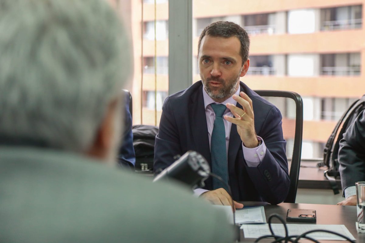 corpoinmemoriam on Twitter: "RT @GermanUmanaM: Una grata reunión sostuvimos con ejecutivos de ...