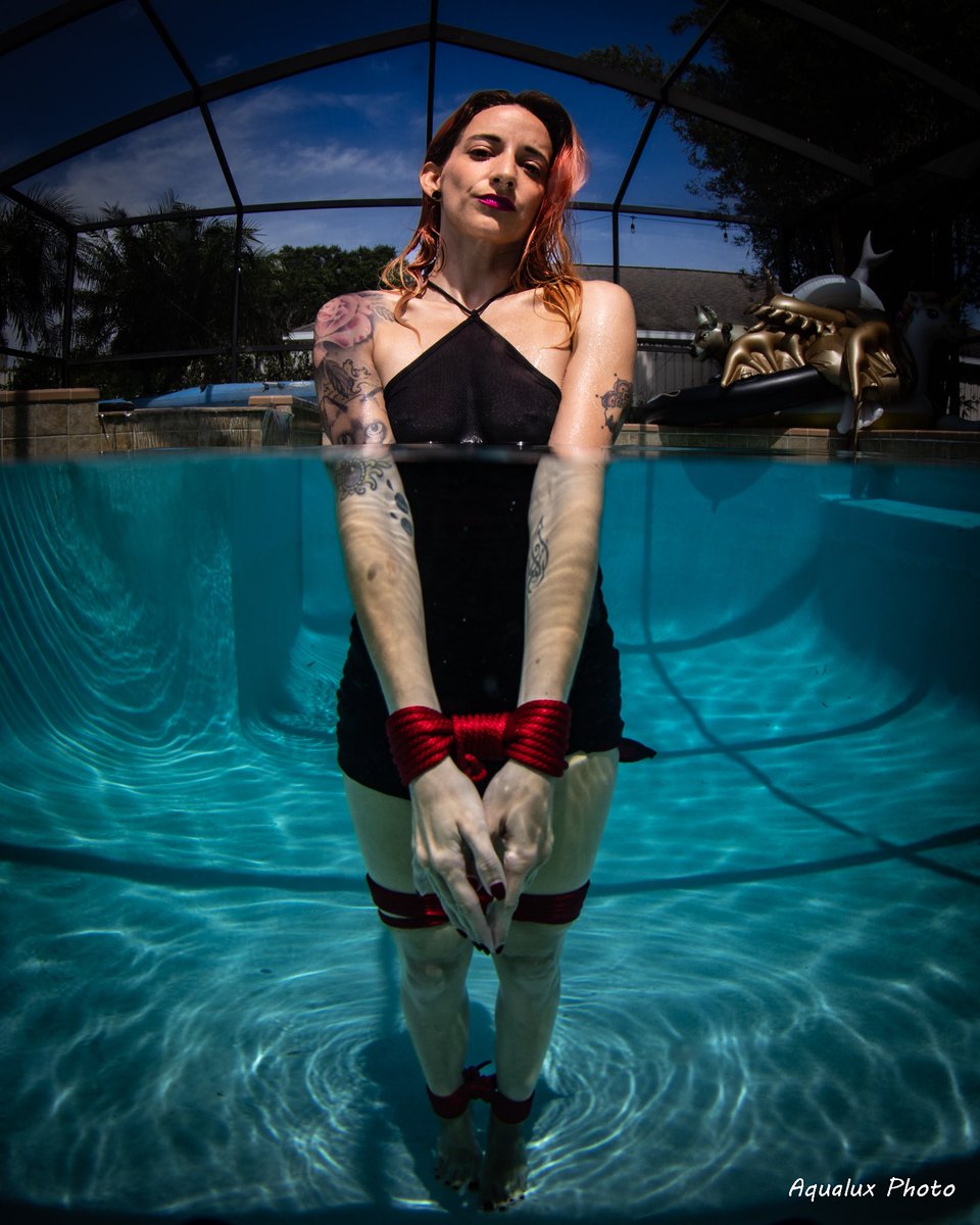 MYA 🫶🏼 BOOKING FETCON 23 🪢 on Twitter: "She wore a smile, so no one would know she was drowning ...