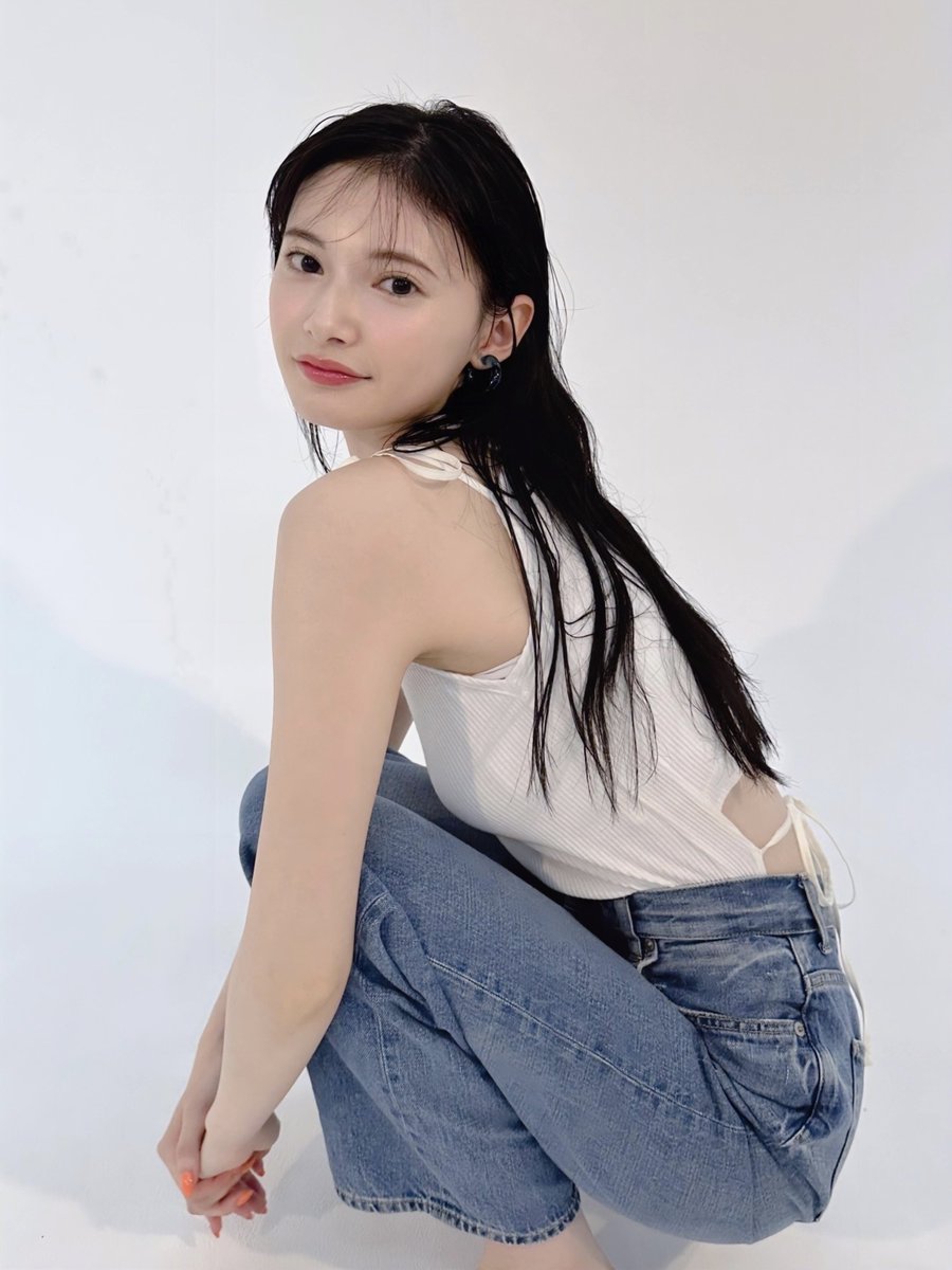 Quadlancer on Twitter: "RT @bis_web: 𓊆 𝑂𝐹𝐹 𝑆𝐻𝑂𝑇 𓊇 発売中の《#bis7月号》からオフショットを お届けします💙 今日は・・・ ／ #青島心 ...