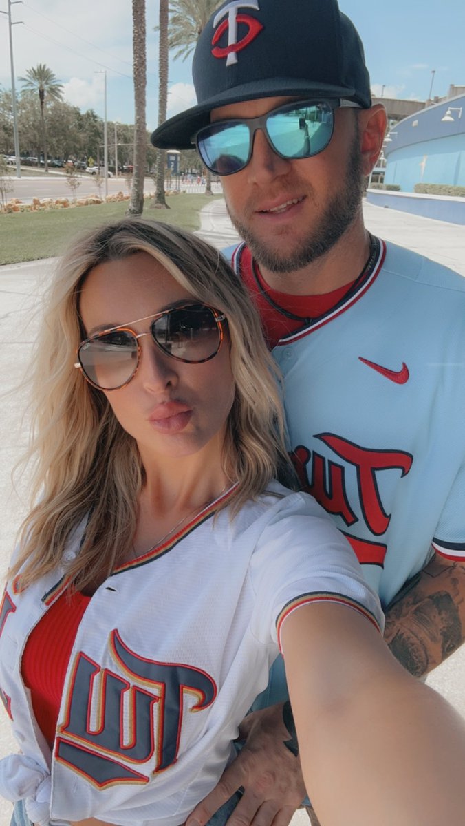 The Allie Rae ™ On Twitter Slay Mntwins
