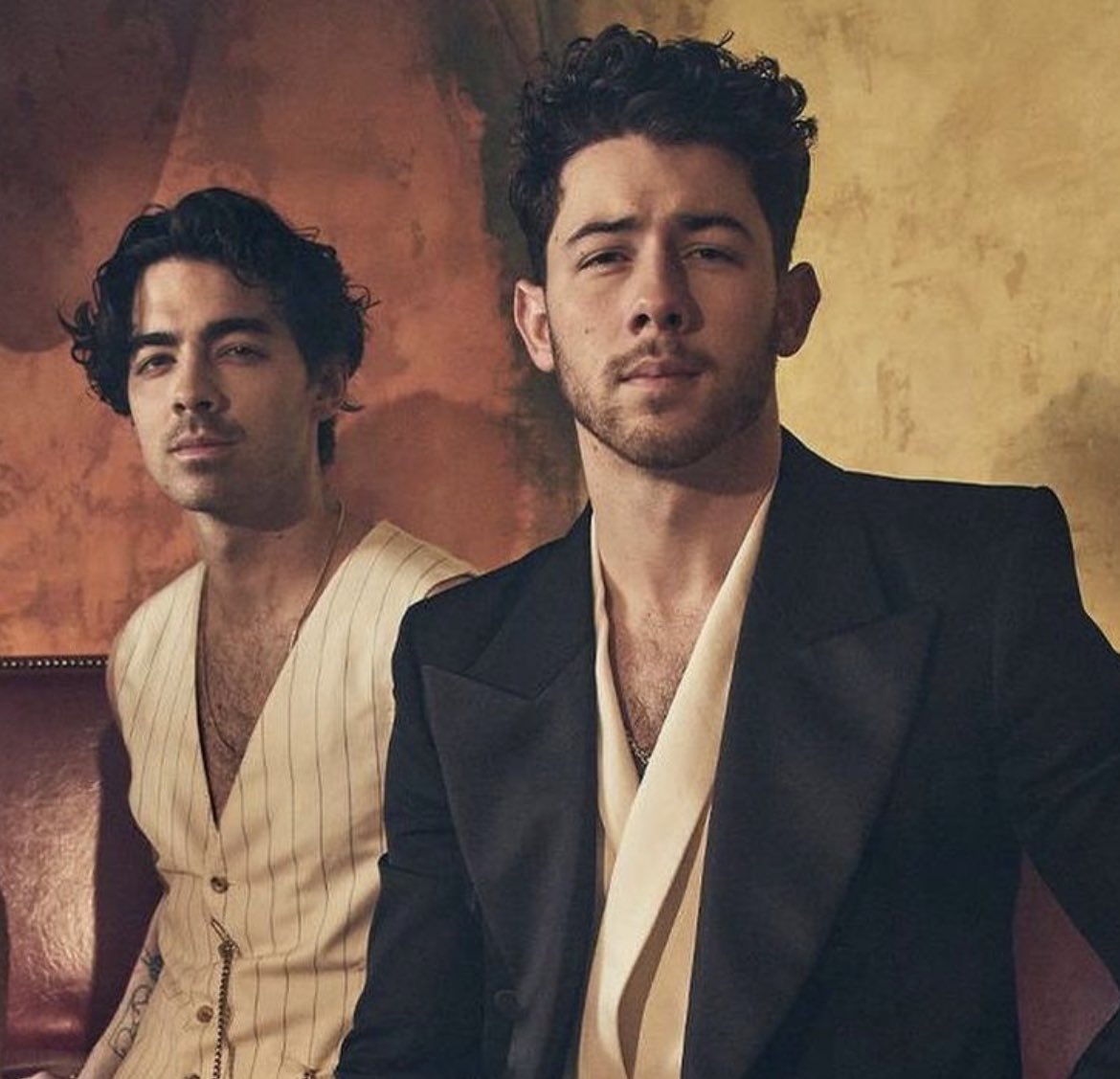 Robert Schwartzman And Joe Jonas