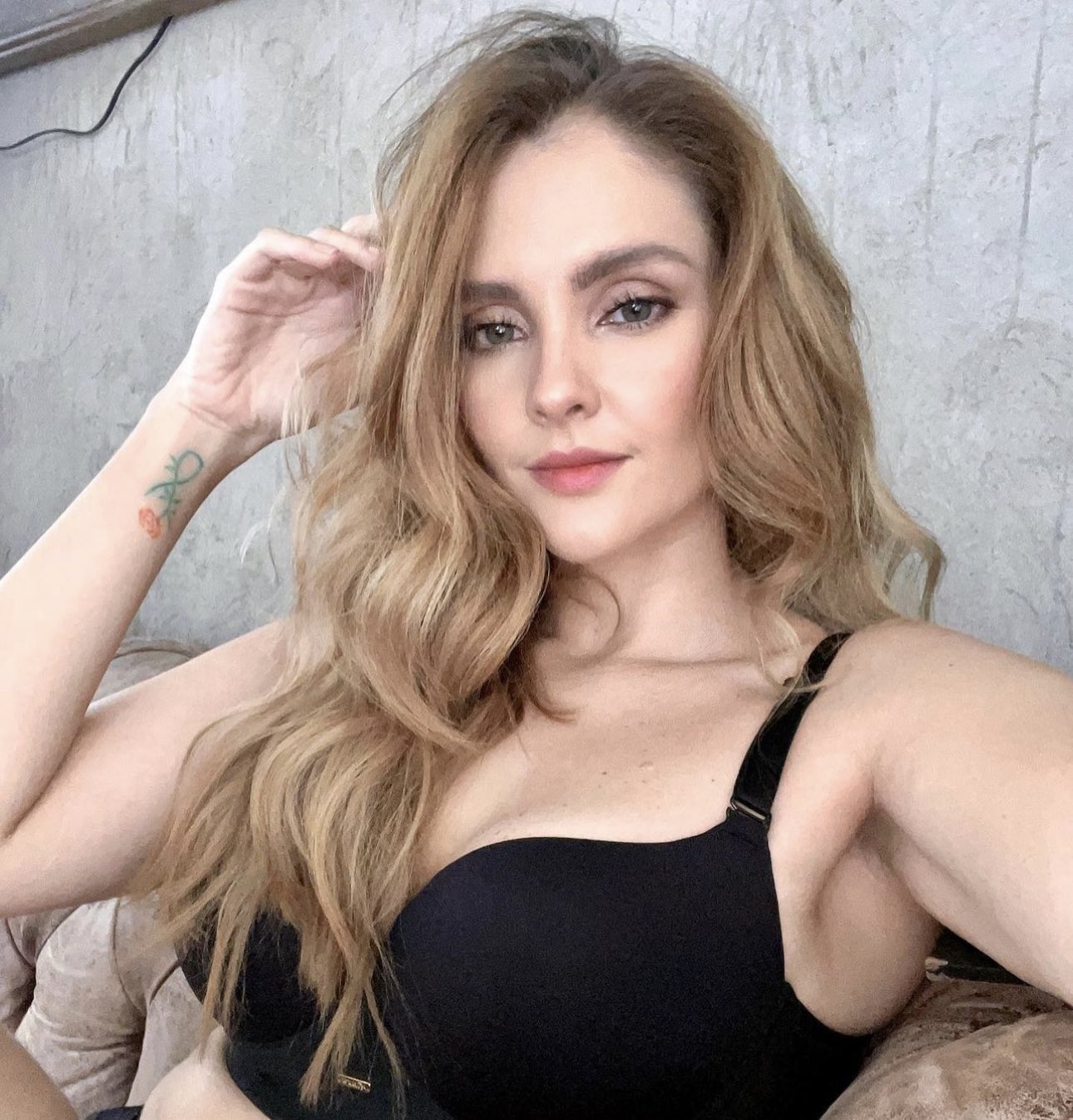 Alejandra Echeverri (@AlejaEcheverriR) / Twitter