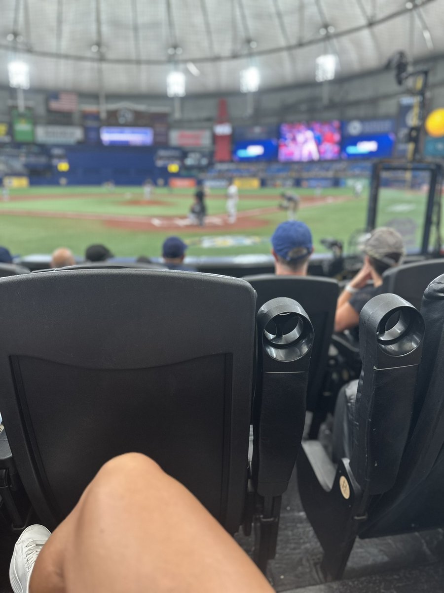 The Allie Rae ™ on Twitter: "At a baseball game! ⚾️ #MNTwins va #RaysUp"