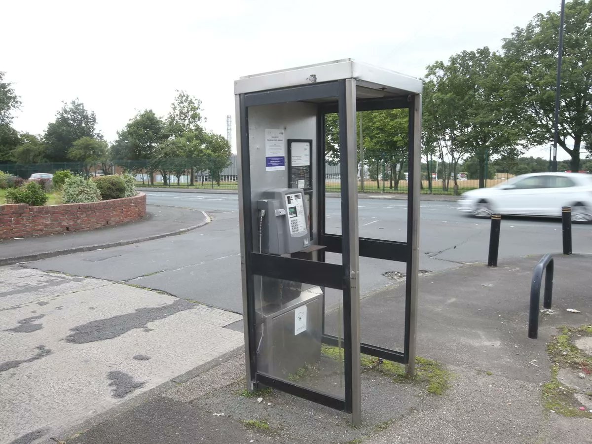 Was this the biggest design downgrade in history? - Thread from The ...