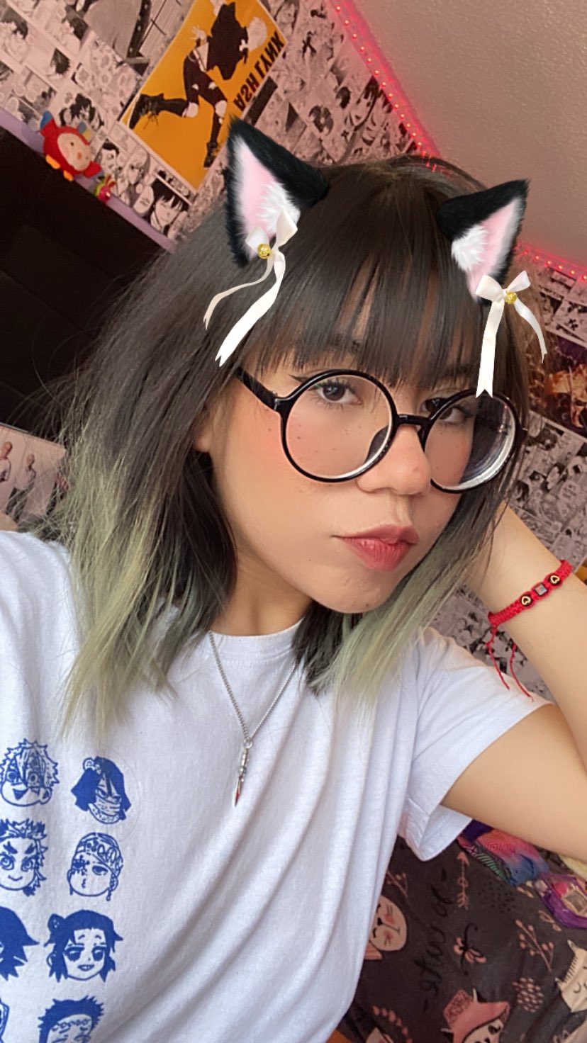 Chispita 🎈 (MTY Iskra) on Twitter: "tilinan’t https://t.co/xsWuYLrc6C https://t.co/92SKzgMTP5 ...