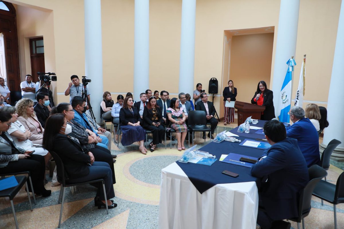 Mineduc Guatemala On Twitter La Firma Del Memorándum De Entendimiento