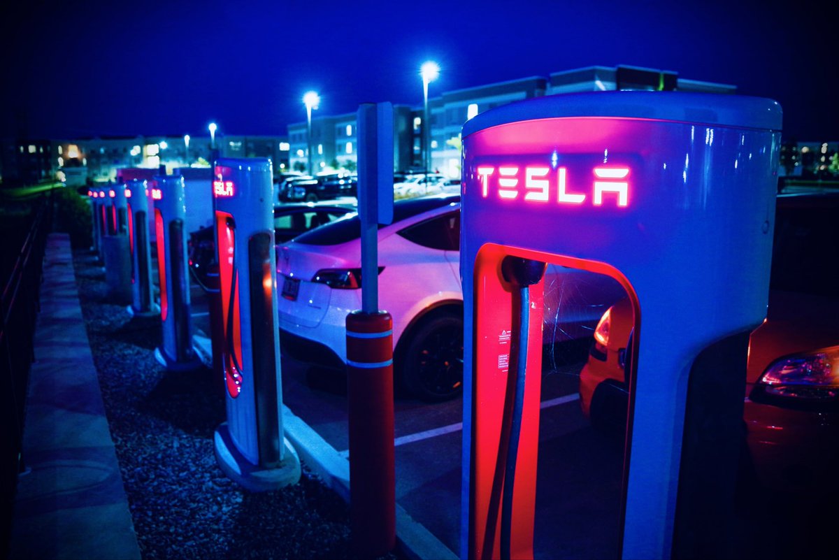 Teslaconomics On Twitter Teslas Supercharging Network Is About To Become A Cash Generating