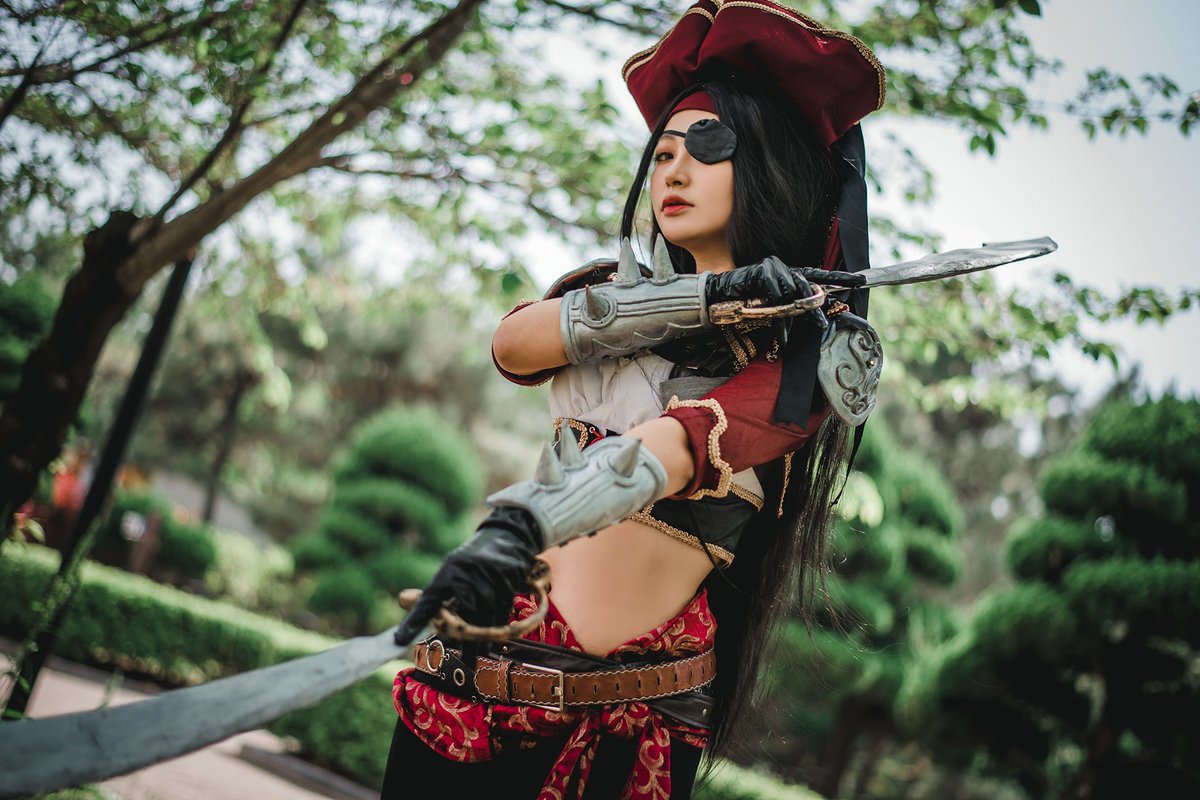 휘황 on Twitter: "RT @kaoru244_g: 리그 오브 레전드 - 빌지워터 카타리나 새봄님 @bombom_cos 20230416 SCF"