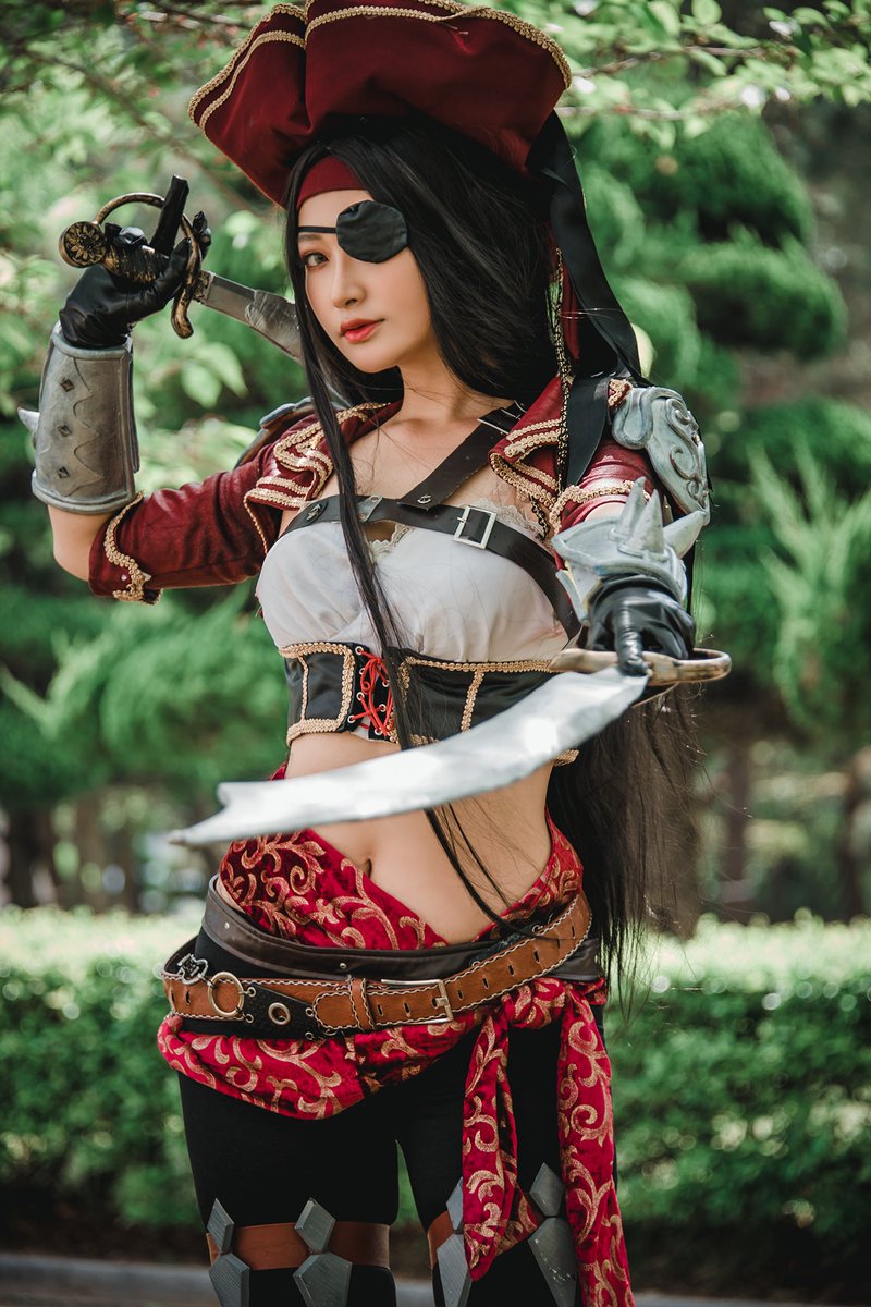 휘황 on Twitter: "RT @kaoru244_g: 리그 오브 레전드 - 빌지워터 카타리나 새봄님 @bombom_cos 20230416 SCF"