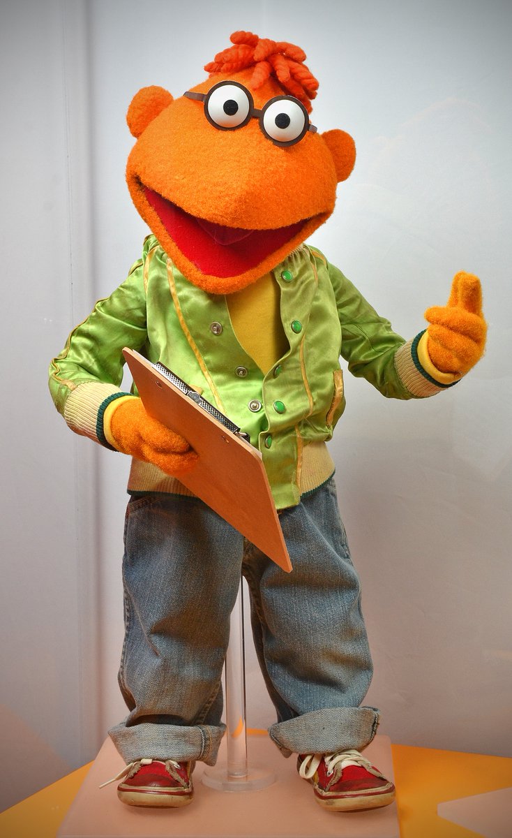 Richard Hunt Puppeteer