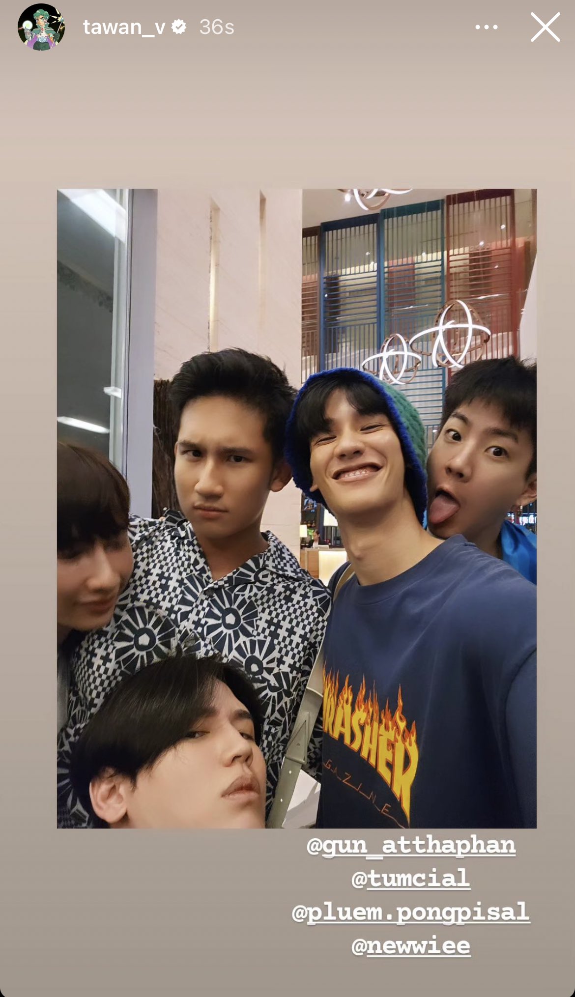 OFFGUN_FAMILY on Twitter: "มาหาน้องปลื้มครับบ⭐️💭 📸 : https://t.co/JDNJhlVAjt #BelucaReadyforSG ...