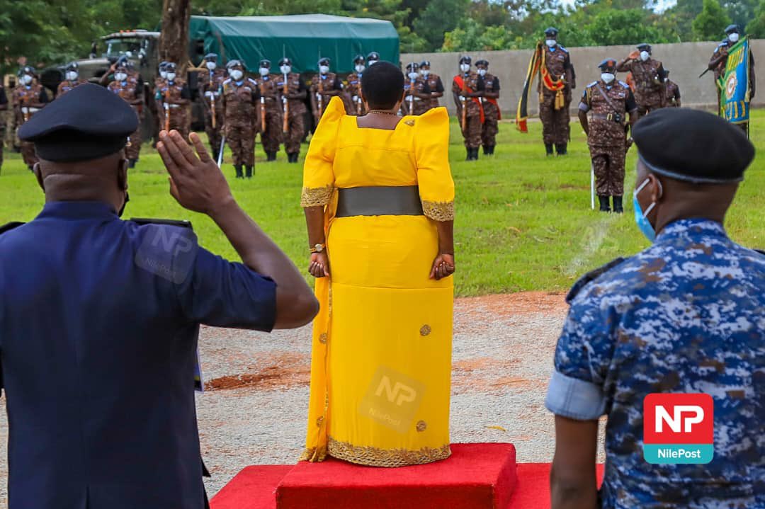 The Current Commander of All Armed Forces in Uganda 😂 - Thread from Lawyer @UGLawyer - Rattibha