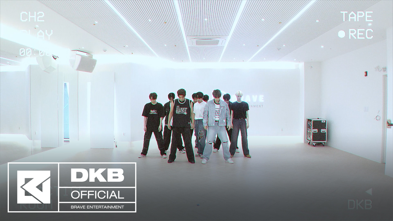 DKB_OFFICIAL on Twitter: "𝖣𝖪𝖡 𝗍𝗁𝖾 𝟨𝗍𝗁 𝖬𝗂𝗇𝗂 𝖠𝗅𝖻𝗎𝗆 [𝐈 𝐍𝐞𝐞𝐝 𝐋𝐨𝐯𝐞] 𝘿𝙆𝘽:𝙁𝙊𝙊𝙏𝘼𝙂𝙀\𝙄 𝙉𝙚𝙚𝙙 𝙇𝙤𝙫𝙚\𝙎𝙋𝙊𝙄𝙇𝙀𝙍 ...