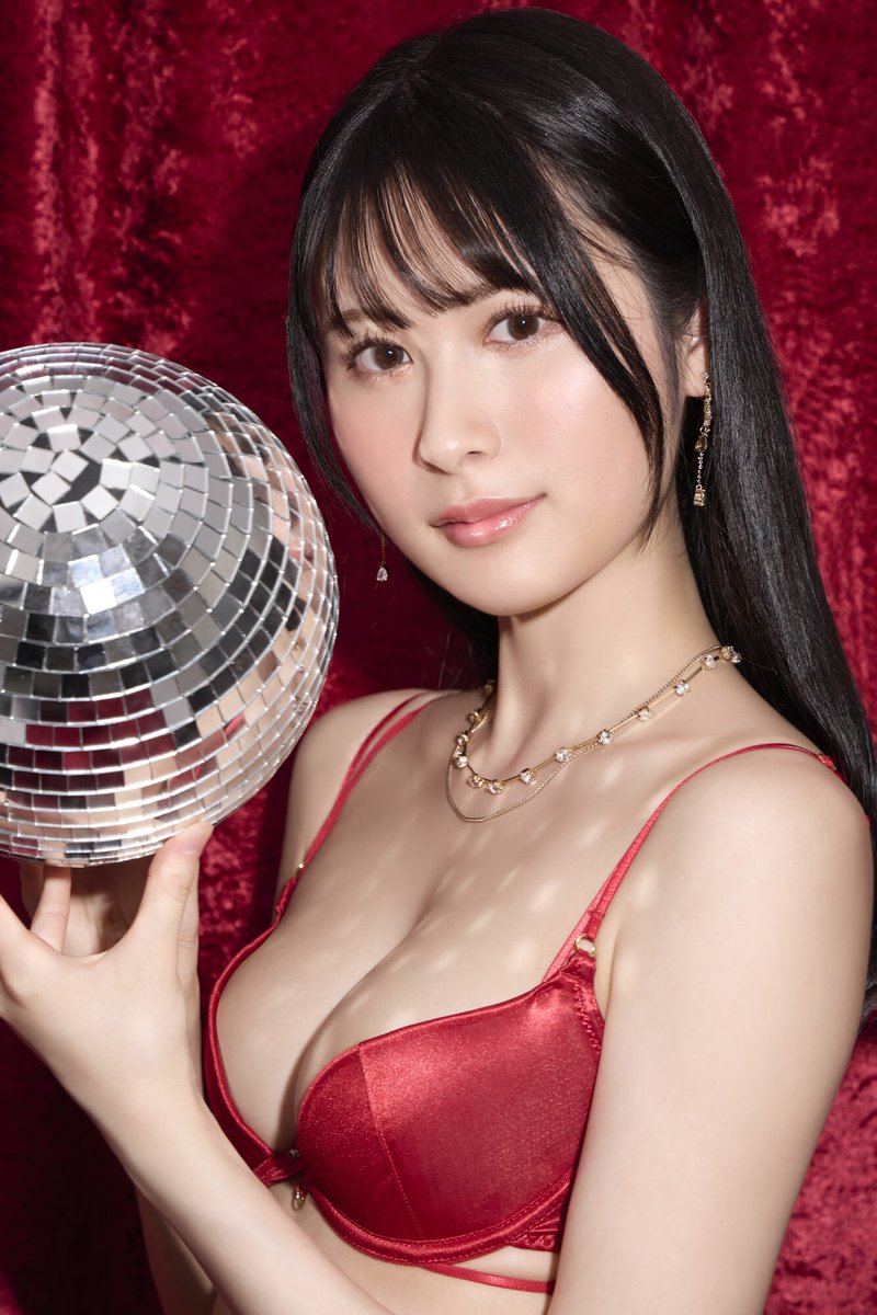 エスワン【公式】 On Twitter 👑 S1キャンペーン2023 ♥ S級版オリジナル電子書籍発売中!📚 伊藤聖夏 ちゃんを見つけてね👀💭 ミラーボールのプレゼント企画も要チェック
